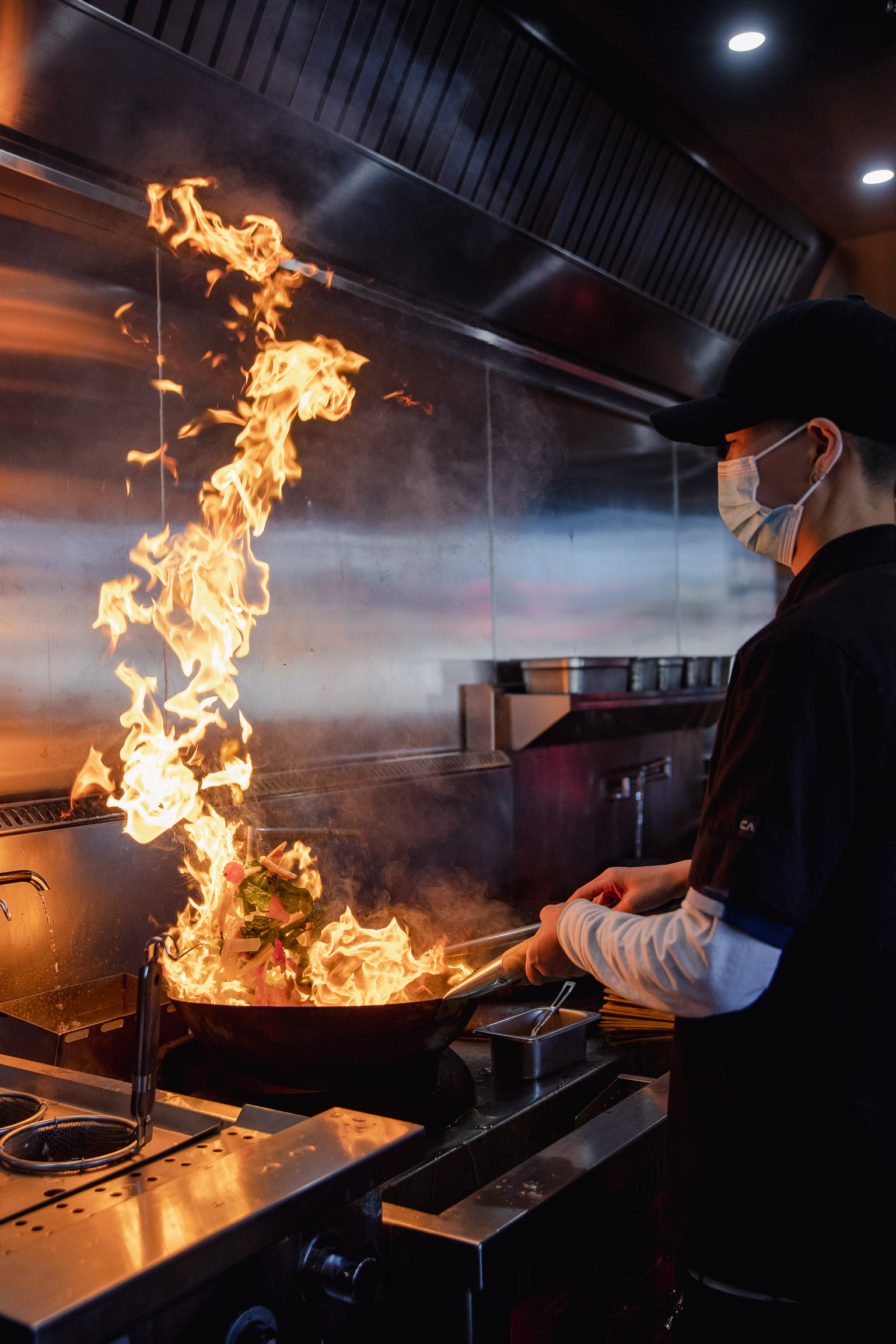 Stainless Steel Kitchen Splashbacks for Home & Commercial Use